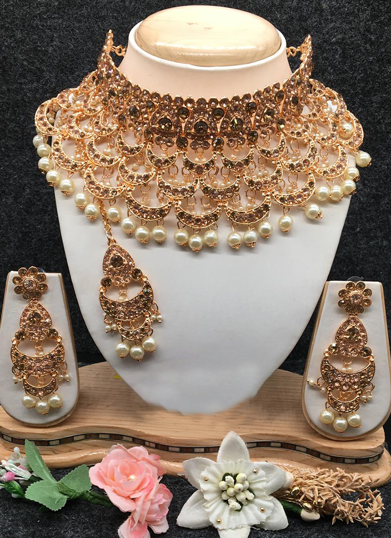 Buy Chokar Style Chand Design Golden Necklace Set Online From Surat ...
