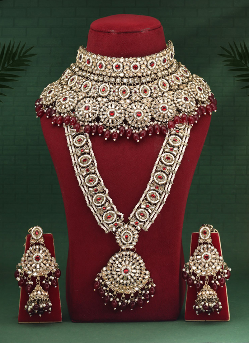 Maroon & Green Color Kundan Dulhan Set Catalog