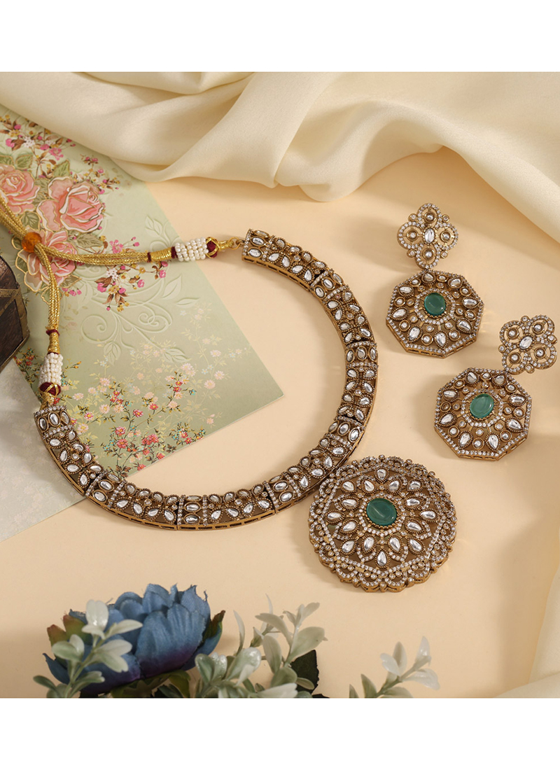 Buy Wedding Wear Rani Green Color Monalisa Stone Necklace Set Online ...