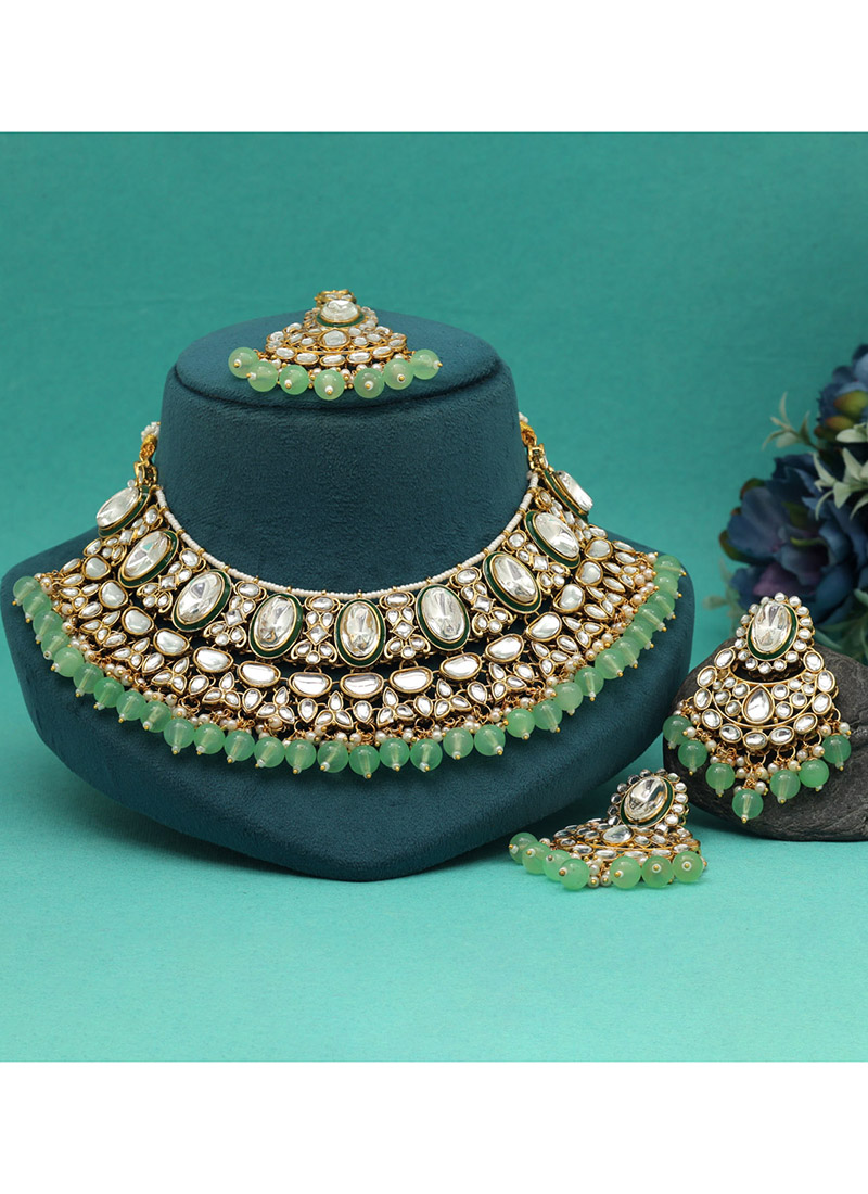 Green Color Kundan Necklace Set Catalog
